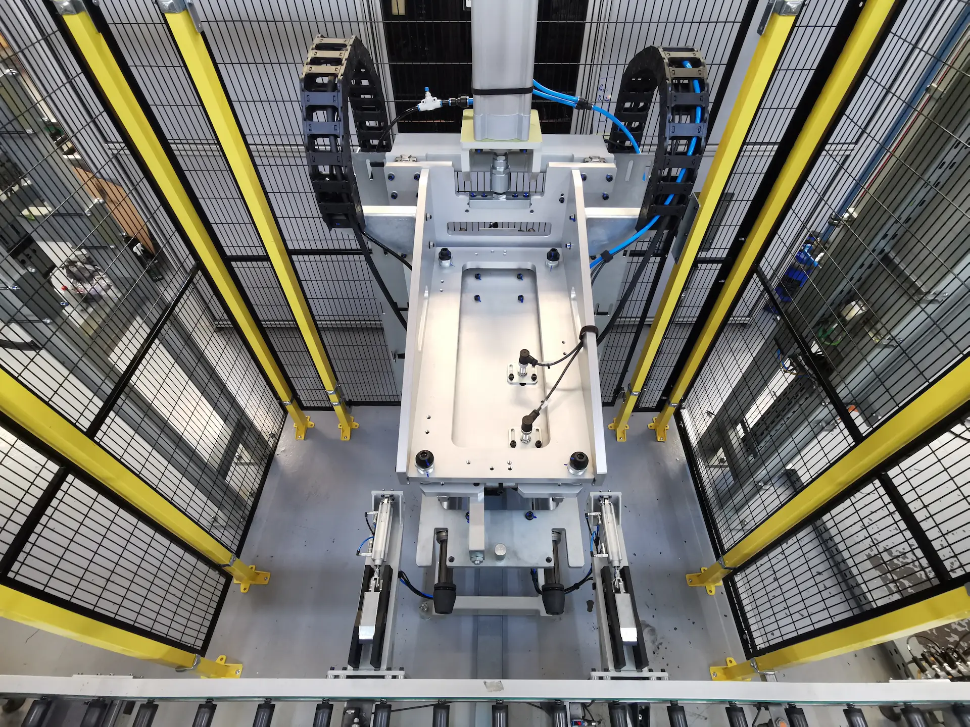 Diff and Trailing Link Bolting - Apex Automation